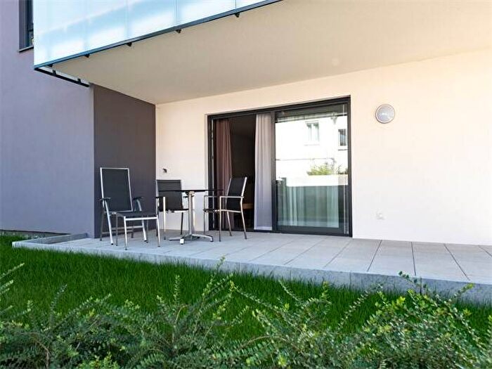 Appartement à louer - Nord, Huningue - 3 pièces - 2 chambres