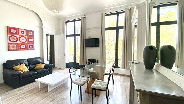 La Madeleine : Appartement 2 pièces à louer