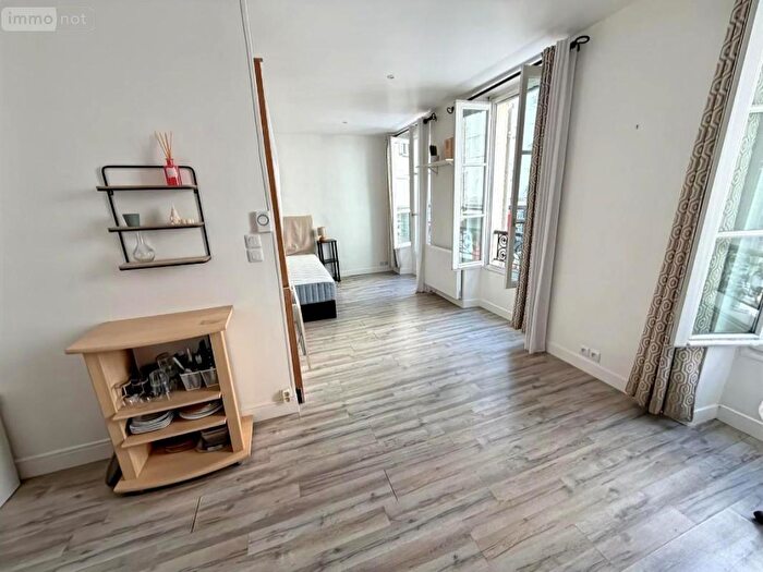 Paris 7ème : Appartement 2 pièces à vendre