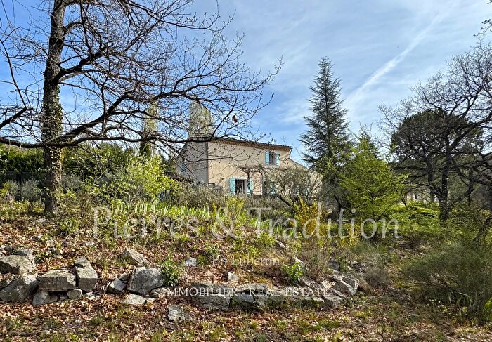Maison à vendre - Saignon - 5 pièces - 3 chambres