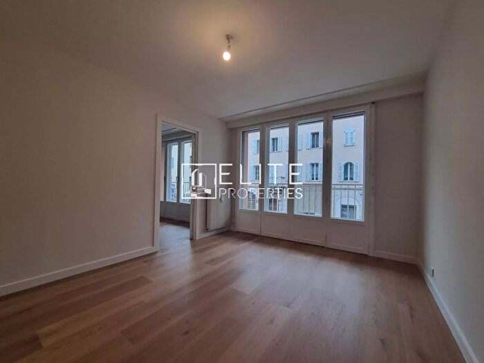 Appartement à vendre - Grasse, Centre-ville Sud - 2 pièces - 1 chambre