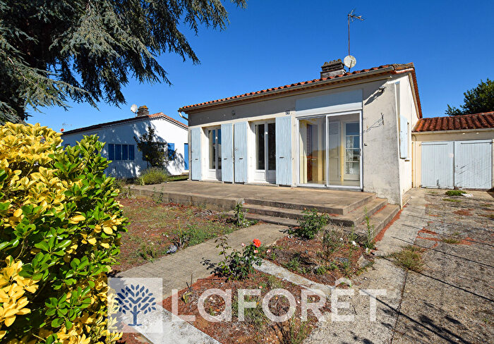 Maison 2 pièces à Gémozac, à vendre