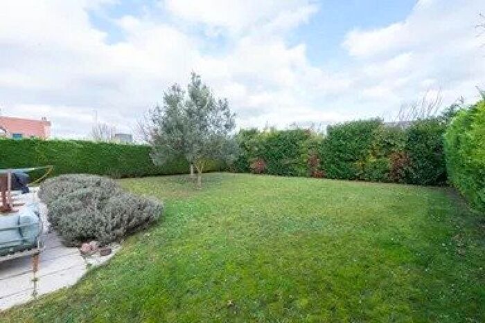 Maison à vendre - Chatou, Nord - 7 pièces - 5 chambres