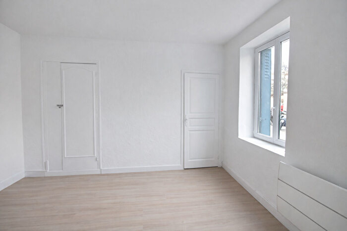 Appartement à vendre - Puteaux, Vieux Puteaux - 1 pièce - 1 chambre