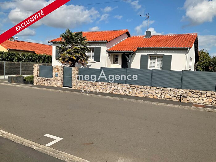 Maison à vendre - Cholet, Choletière - 4 pièces - 3 chambres