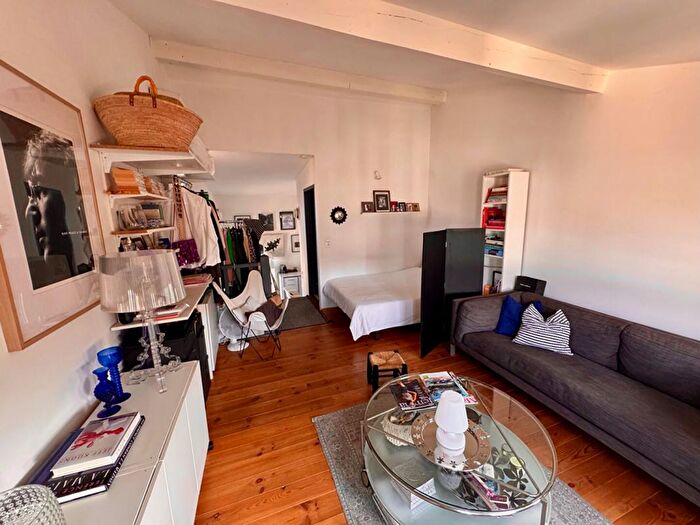 Appartement à vendre - Tarascon, Centre-ville, Château, Condamine - 2 pièces - 1 chambre