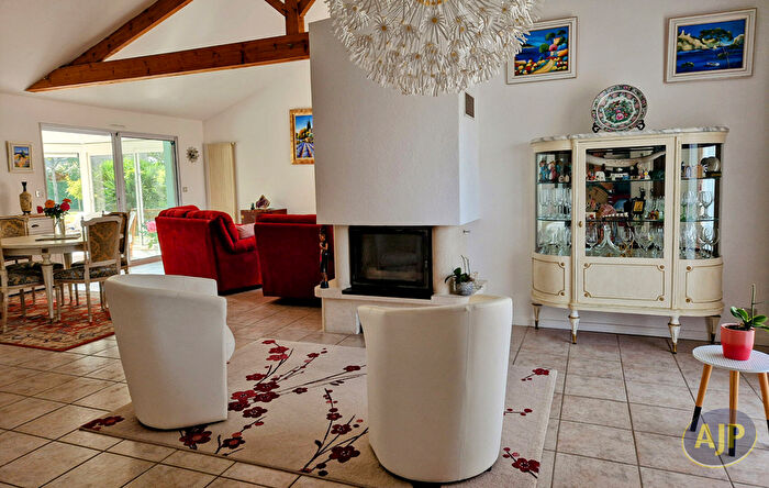 Maison à vendre - Gétigné - 6 pièces - 4 chambres