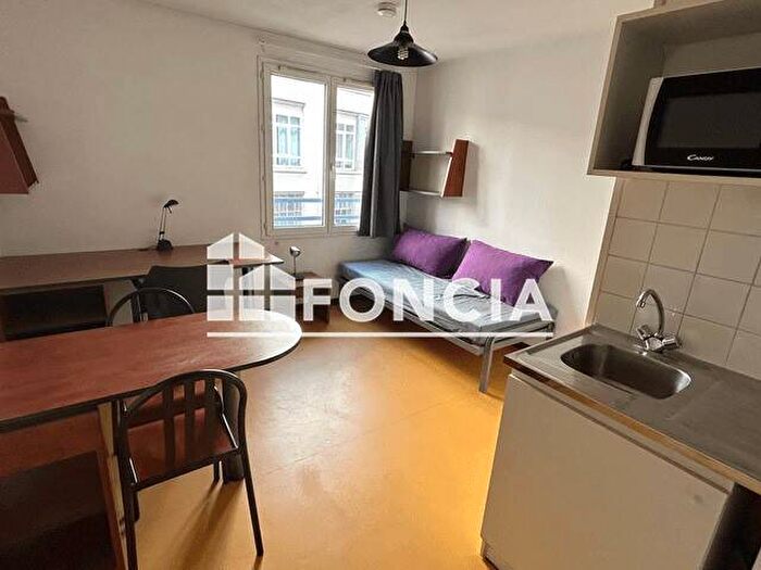 Bizillon-Centre Deux, Saint-Étienne - Appartement 1 pièce à louer