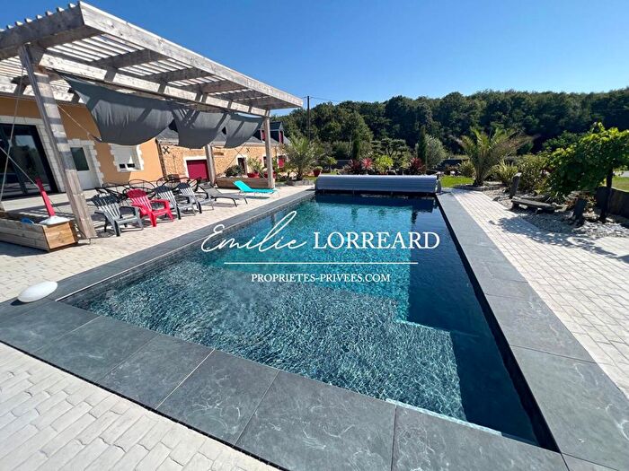 Maison à vendre - Montfort-le-Gesnois - 13 pièces - 8 chambres