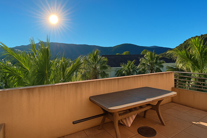 Appartement à vendre - Solliès-Pont - 4 pièces - 3 chambres