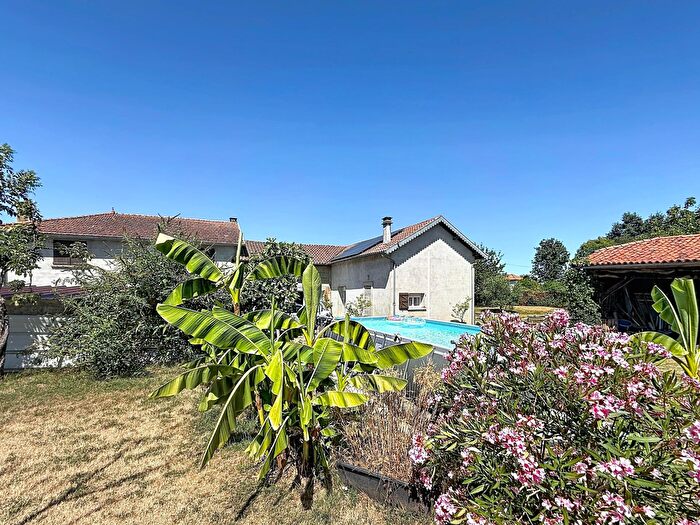 Maison 6 pièces à Le Cuing, à vendre