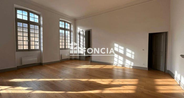 Centre Ville, Cavaillon : Appartement 3 pièces à louer