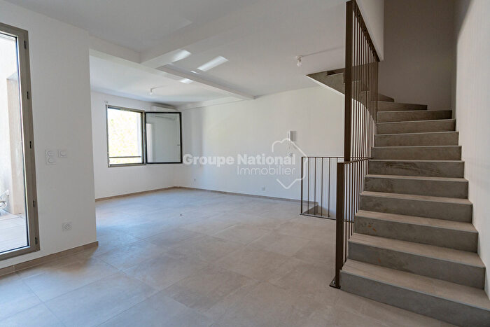 Maison à vendre - Nîmes, Gare - 3 pièces - 2 chambres