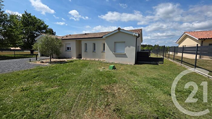 Maison 5 pièces à louer à Lapouyade