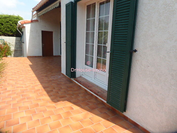 Maison 5 pièces à vendre - Saint-Mitre-les-Remparts