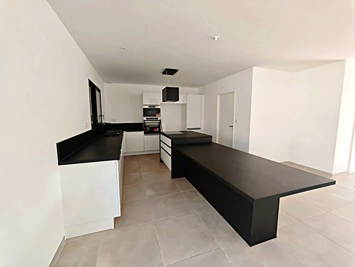 Maison à vendre - Saint-André-de-Roquelongue - 4 pièces - 3 chambres