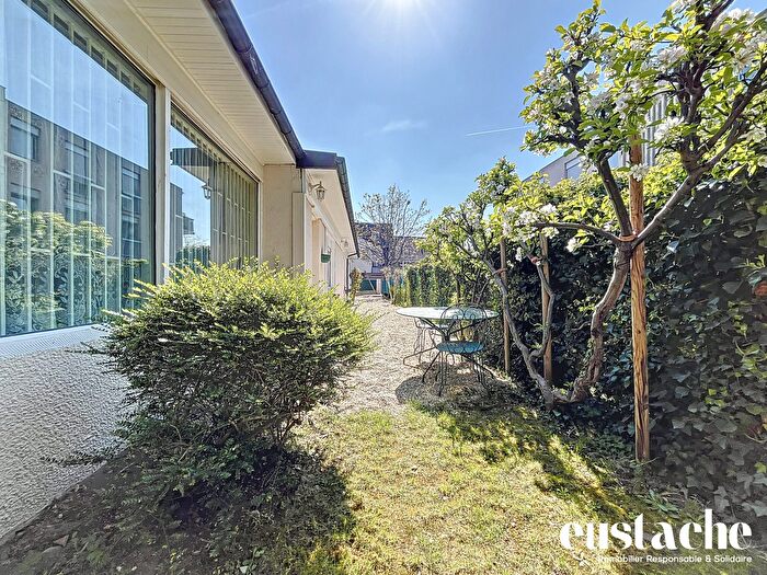 Maison à vendre - Bois-Colombes, Jean Mermoz - 6 pièces - 5 chambres