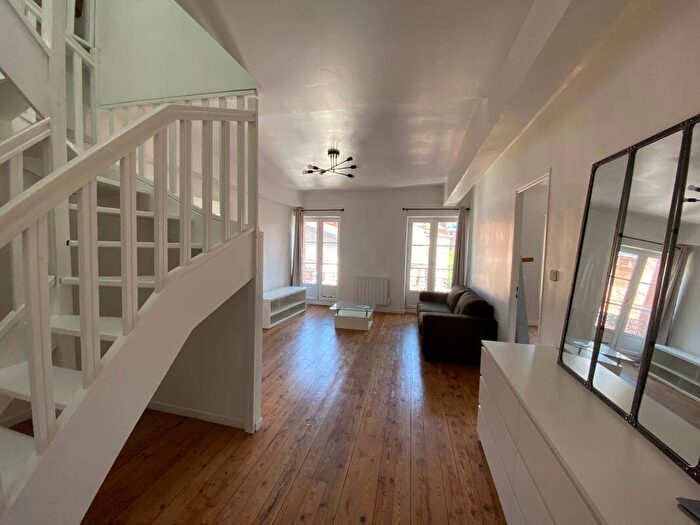 Appartement à louer - Centre Ville, Montauban - 3 pièces - 2 chambres