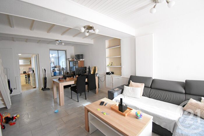 Maison à louer - Cusset, Préférés - 3 pièces - 2 chambres