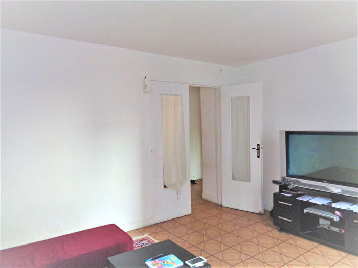 Appartement 3 pièces à vendre - Aubervilliers, Centre-ville, Victor Hugo