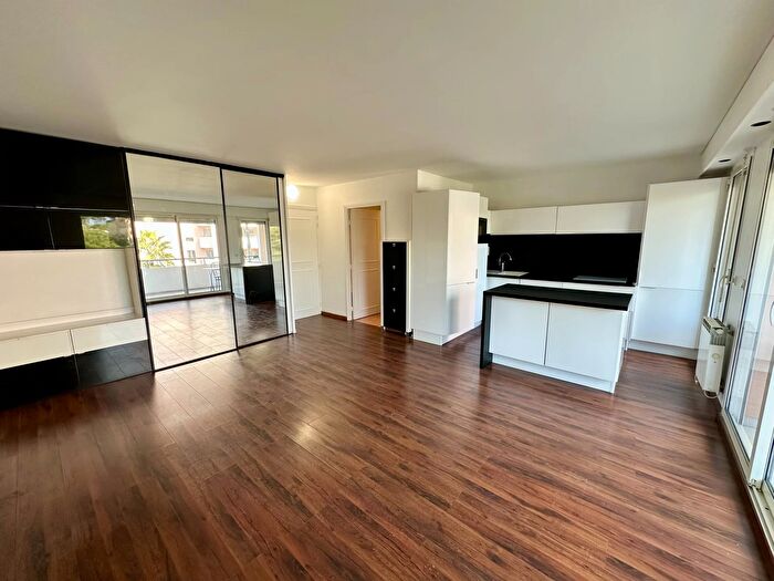 Appartement à vendre - Cannes, Bocca Nord, Ranguin, Abadie - 1 pièce - 1 chambre