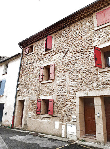 Maison 2 pièces à louer à Sainte-Cécile-les-Vignes