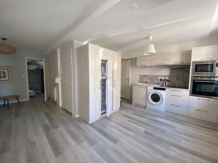 Appartement à louer - Donnery - 2 pièces - 1 chambre