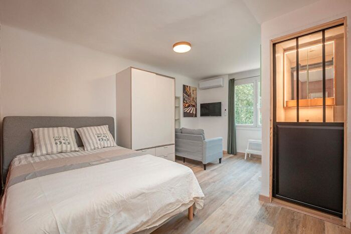 Appartement 1 pièce à louer à Marseille 1er, Thiers