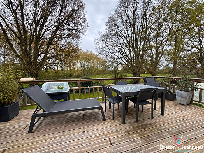 Maison à vendre - Quelaines-Saint-Gault - 5 pièces - 4 chambres