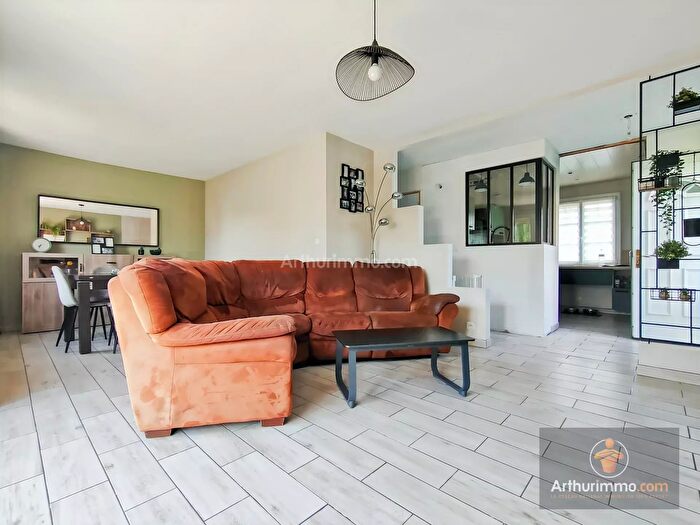 Maison à vendre - Bondoufle - 6 pièces - 3 chambres