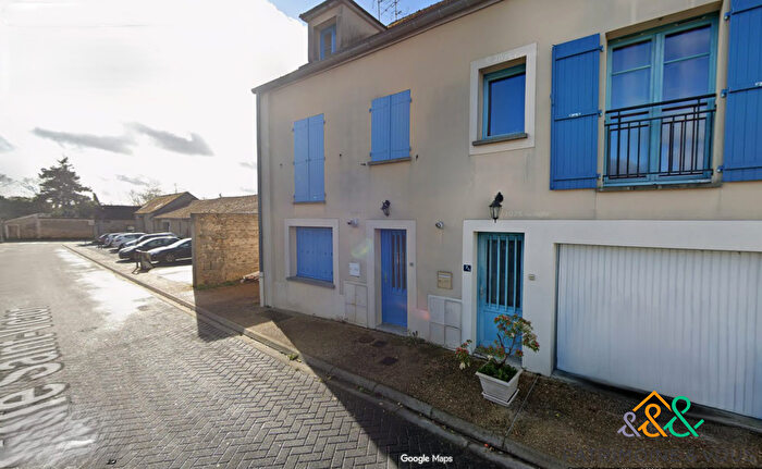 Maison 5 pièces à vendre à Ozouer-le-Voulgis