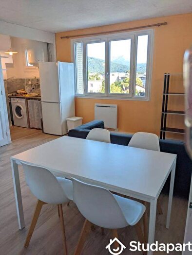 Appartement 1 pièce à louer à Bidal Péri-Domaine Universitaire, Saint-Martin-dHères