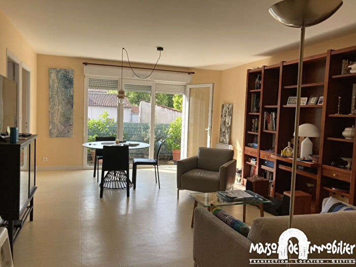 Cognac, Centre-ville, Gare : Appartement 3 pièces à louer