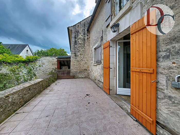 Villers-Saint-Frambourg : Maison 5 pièces à louer