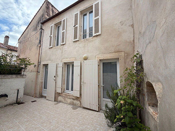 Maison 3 pièces à La Rochelle, Centre-ville, Vieux-port, Marché, à louer