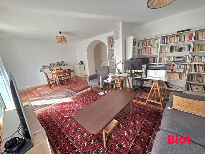 Appartement 5 pièces à vendre - Quartiers Sud-Est, Francisco Ferrer