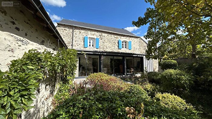 Château-Gontier : Maison 7 pièces à vendre