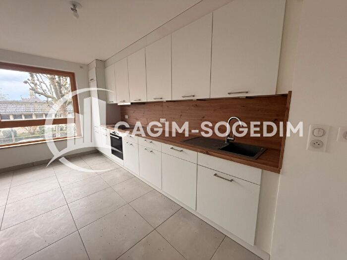 Appartement à vendre - Saint-Louis, Centre-ville - 3 pièces - 2 chambres