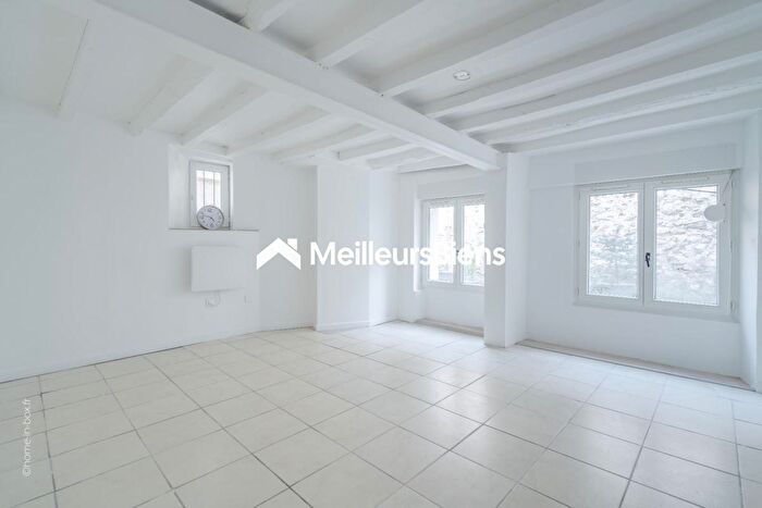 Appartement à vendre - Crécy-la-Chapelle - 3 pièces - 2 chambres