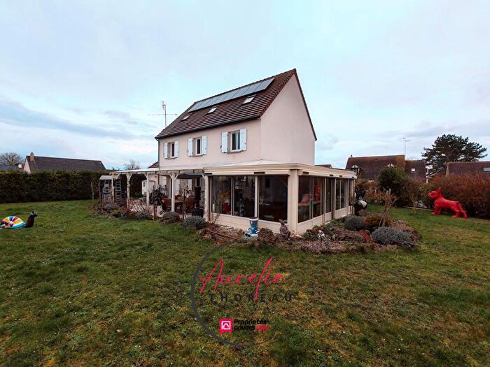 Maison à vendre - Chilleurs-aux-Bois - 9 pièces - 5 chambres