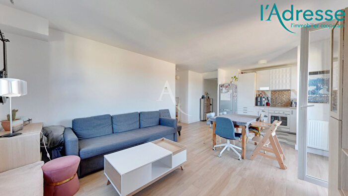 Émerainville : Appartement 3 pièces à vendre