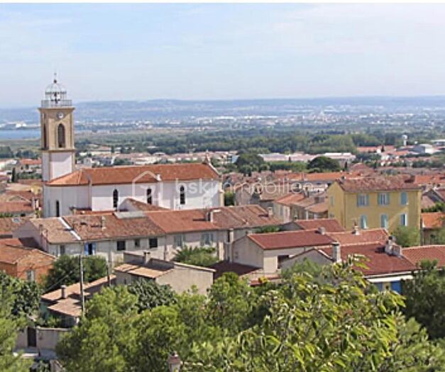 Maison à vendre - Châteauneuf-les-Martigues - 7 pièces - 5 chambres