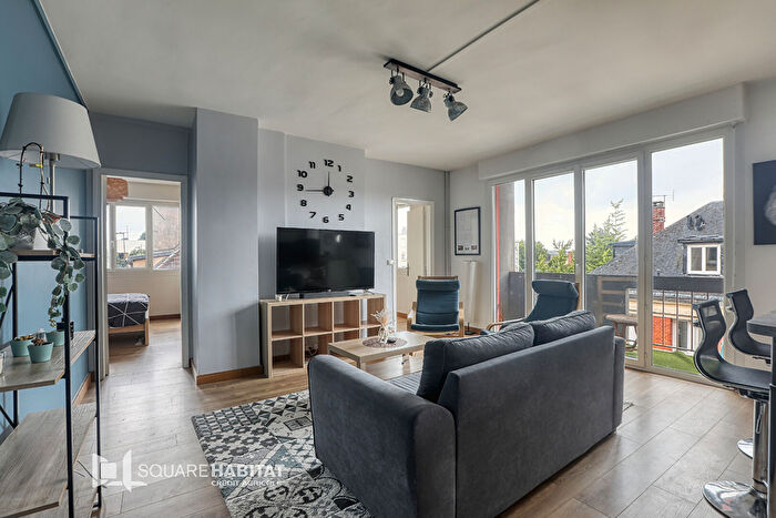 Appartement à vendre - Elbeuf, Centre-ville - 3 pièces - 2 chambres