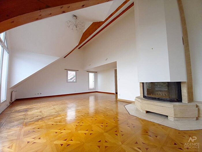 Appartement à louer - Bord de Seine-Closeaux, Rueil-Malmaison - 3 pièces - 2 chambres