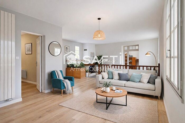 Maison à vendre - Saint-Gelais - 5 pièces - 4 chambres