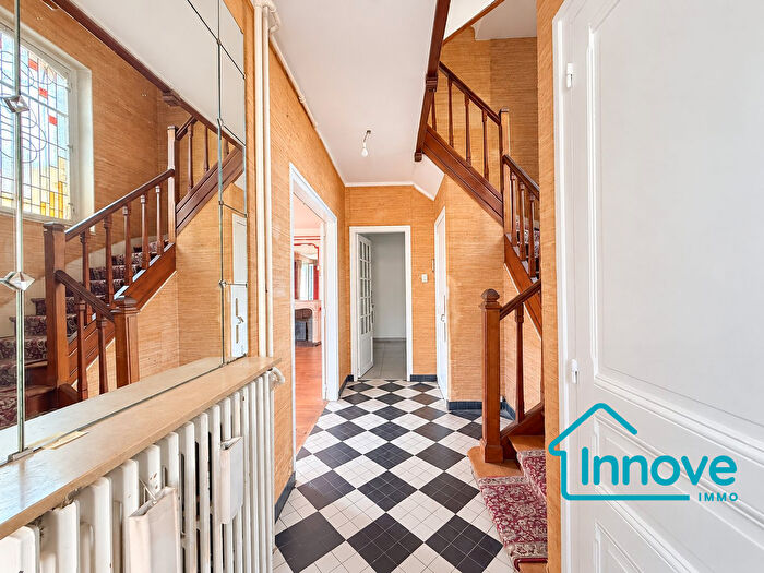 Maison 8 pièces à vendre à Le Chesnay