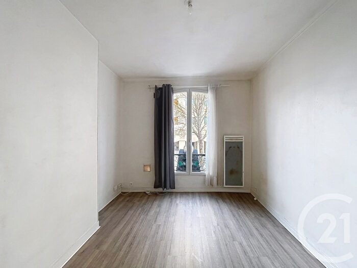Appartement à louer - Ivry-sur-Seine, Ivry Port - 1 pièce