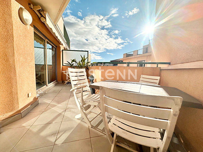 Appartement à vendre - Saint-Raphaël - 4 pièces - 3 chambres