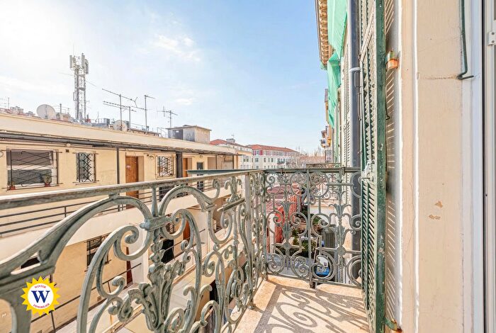 Appartement à vendre - Nice, Carré dor - 1 pièce