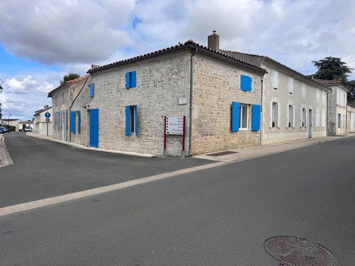 Soulignonne : Maison 4 pièces à louer